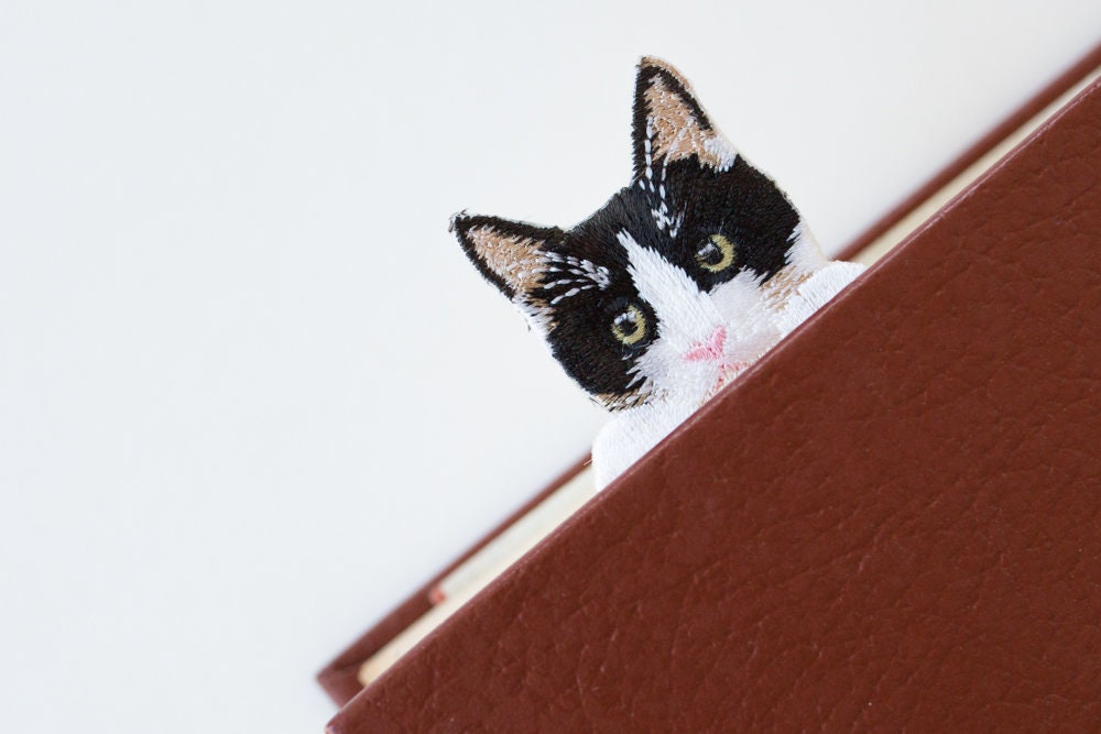 Cat bookmarker -black and white cat- – Fantastic Japan