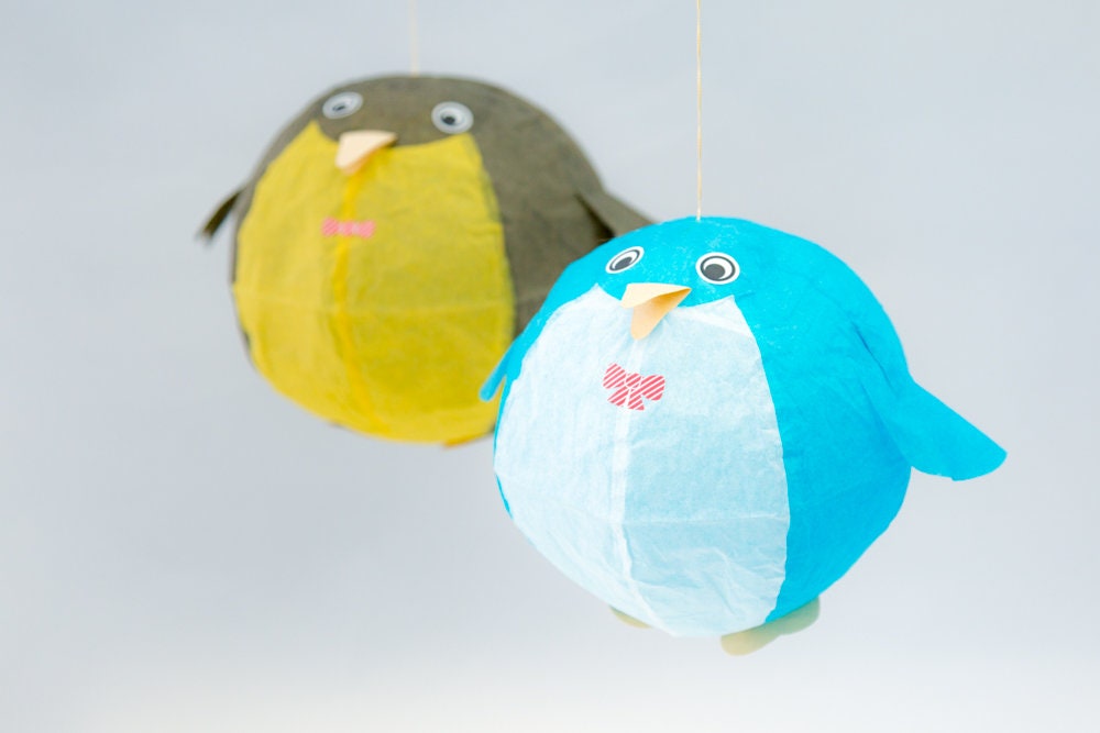 Japanese Paper Balloon -penguins- *Random Color (Color Cannot Be Selec ...